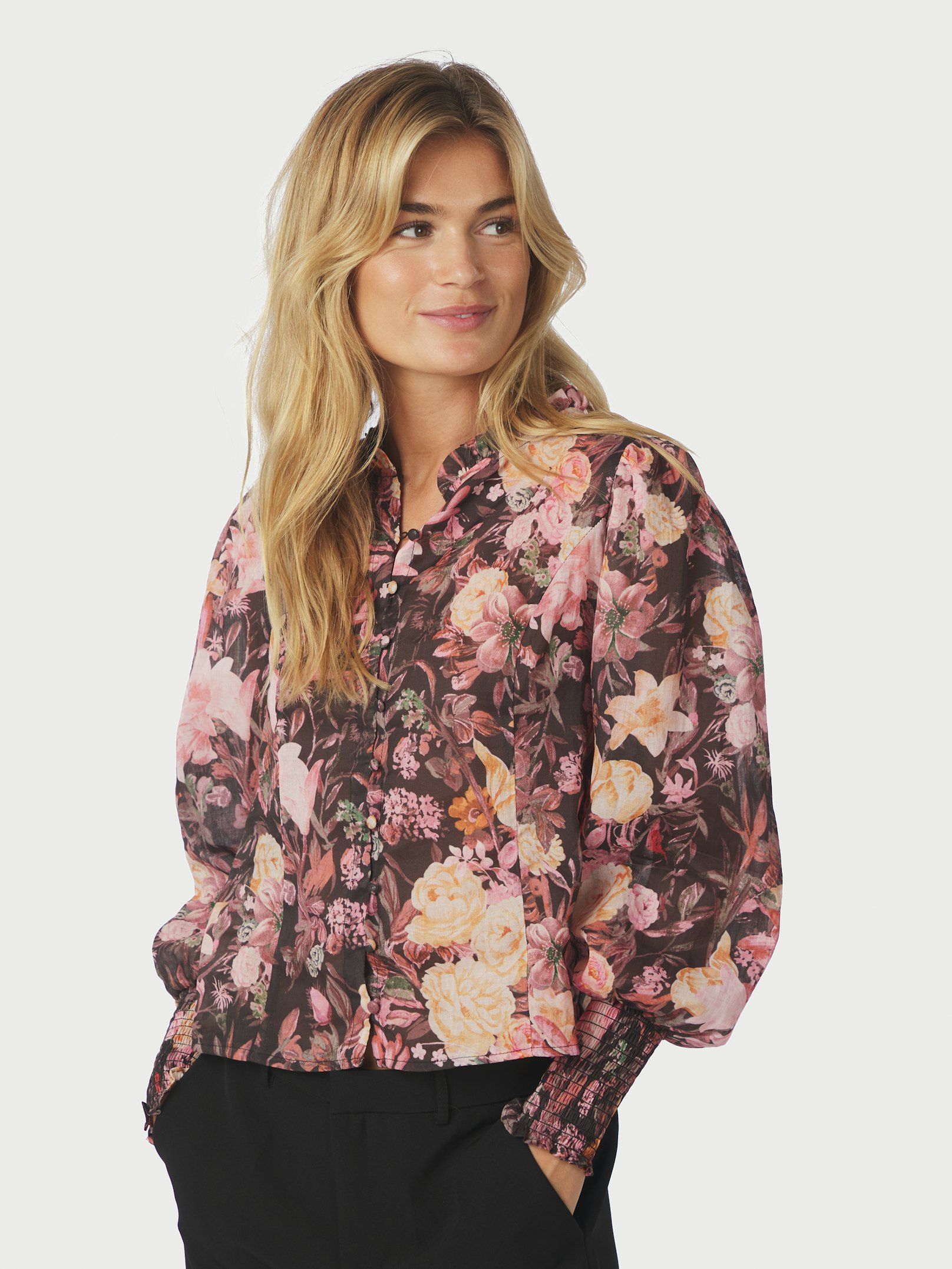 Neo Noir - Gilda Big Flower Blouse – Butik Emsig