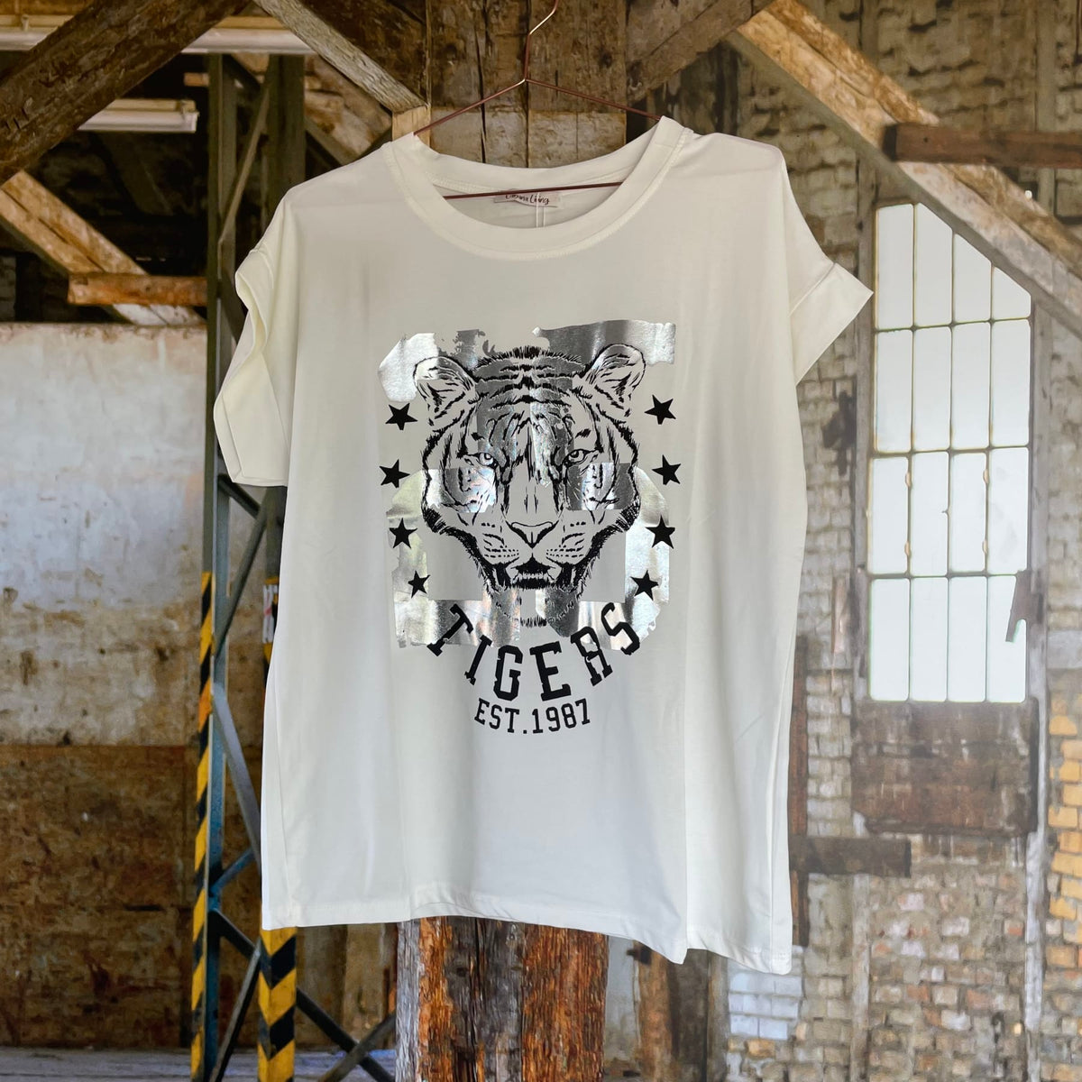 Cabana Living - Maddy Tee Tigers – Butik Emsig